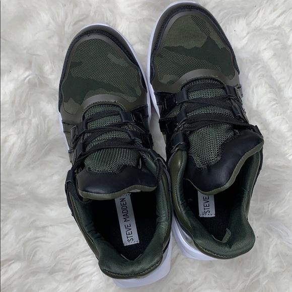 Steve Madden | Shoes | Steven Madden Giddy Camouflage Sneakers | Poshmark